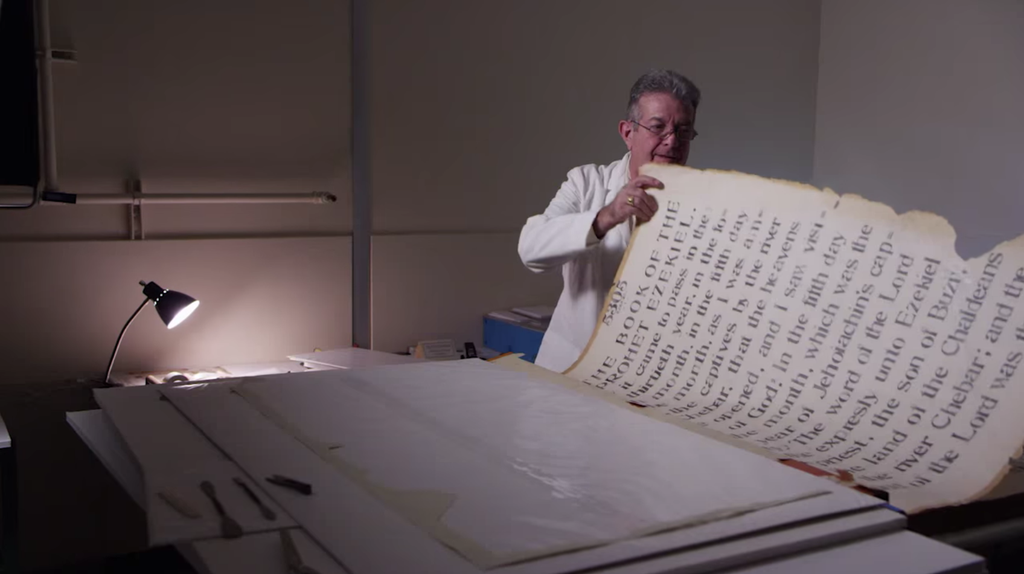 ACU’s Waynai Bible is on the Move | ACU Library