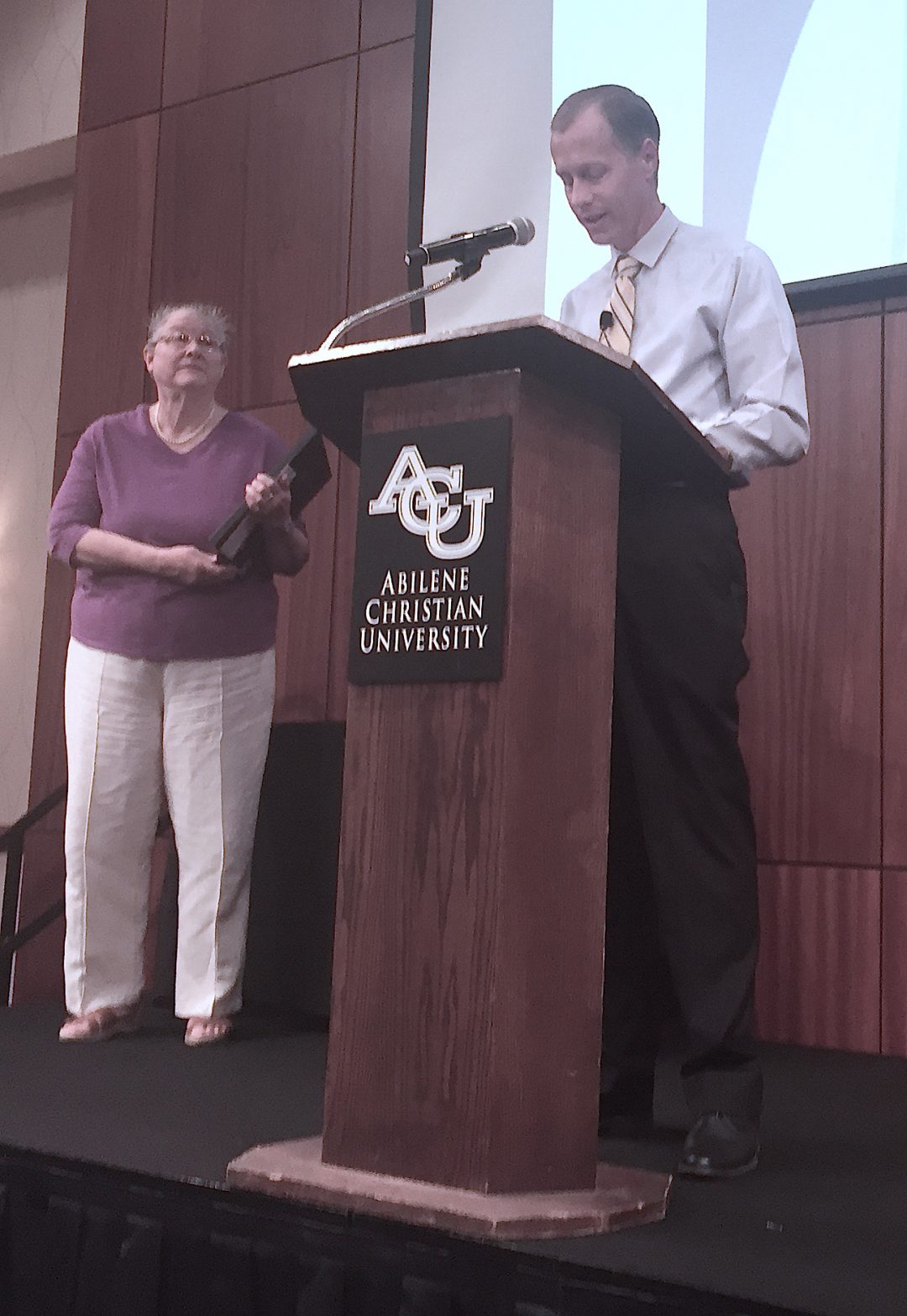 ACU Associate Dean for Archives and Collections receives Faculty ...