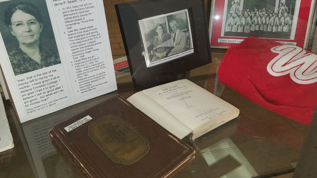 Leading Women of ACU | ACU Library